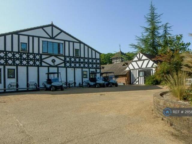 3 bedroom bungalow for rent in Hever Road, Hever, TN8