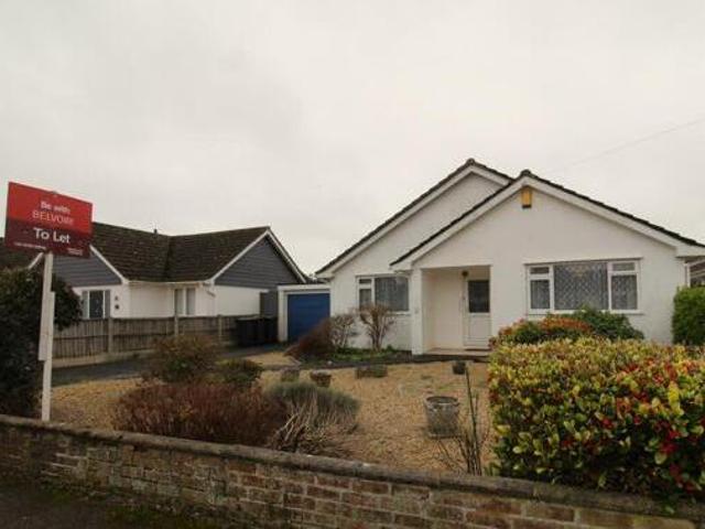 3 Bedroom Bungalow For Rent In Highcliffe