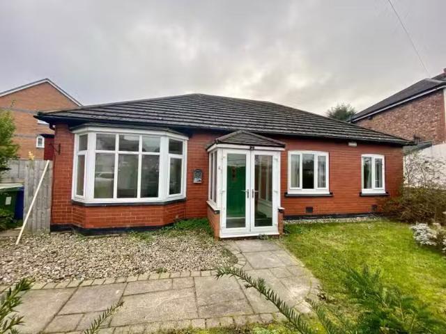 3 bedroom bungalow for rent in Melbreck Road, L18 9SH, L18
