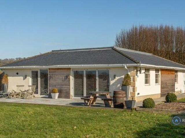 3 Bedroom Bungalow For Rent In Saltford, Bristol