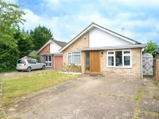 3 bedroom bungalow for rent in Penman Close, Chiswell Green, S.