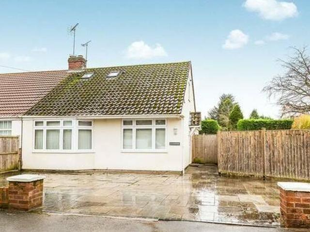 3 bedroom bungalow for rent in Wallcroft Willaston Neston CH64