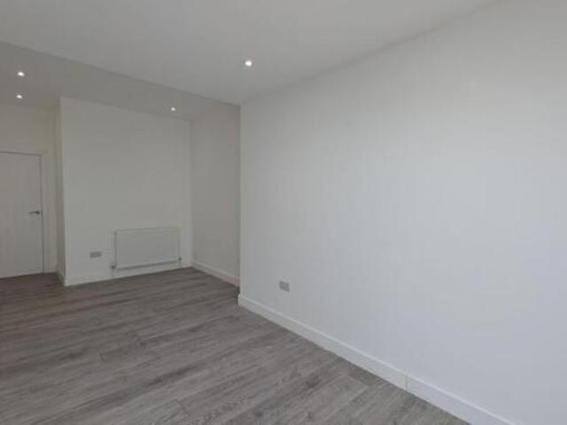 3 bedroom bungalow for rent in Ward Grove, WV4