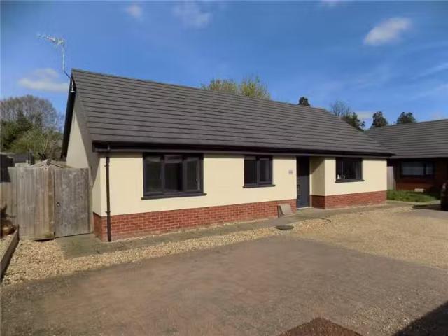 3 bedroom bungalow for rent in Violet Hill Road, Stowmarket, S.