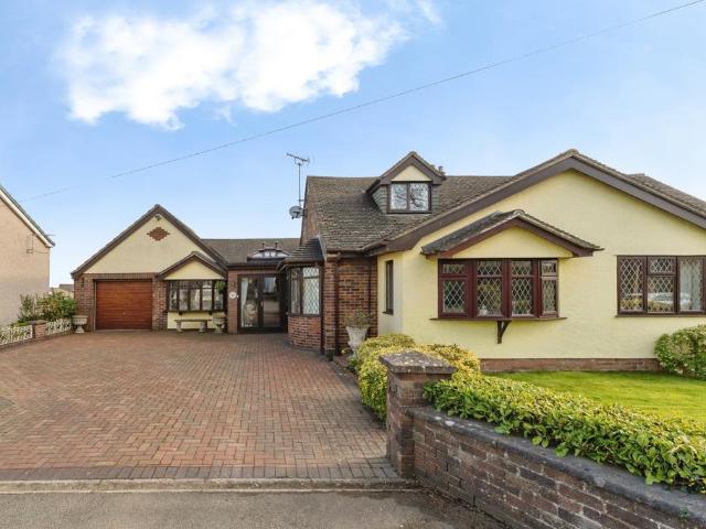 3 bedroom bungalow for sale