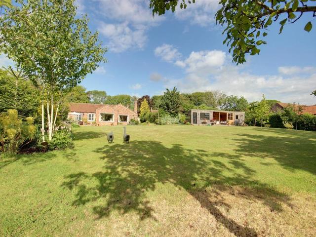 3 bedroom bungalow for sale