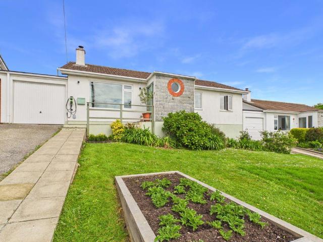 3 bedroom bungalow for sale