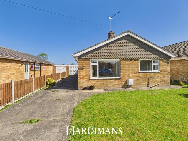 3 bedroom bungalow for sale