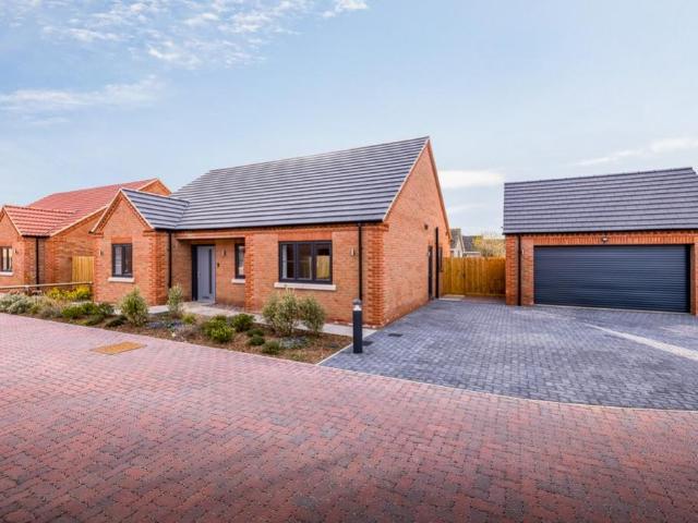 3 bedroom bungalow for sale