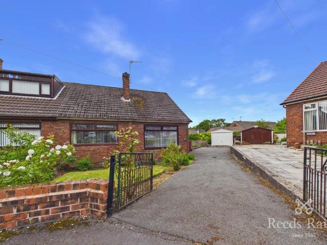 3 bedroom bungalow for sale