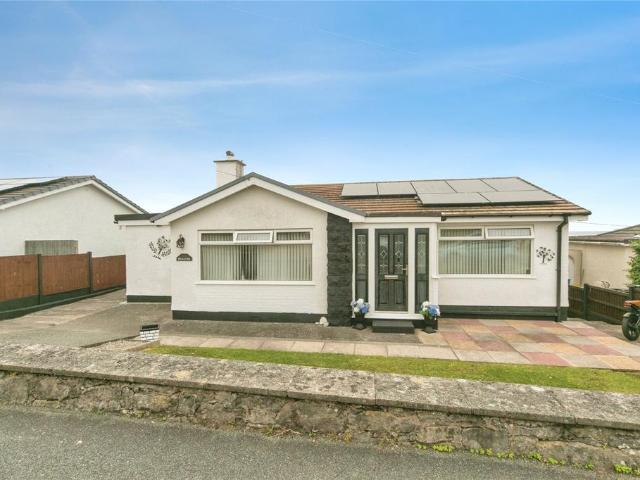 3 bedroom bungalow for sale