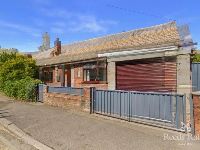 3 bedroom bungalow for sale