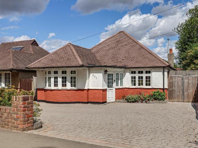 3 bedroom bungalow for sale