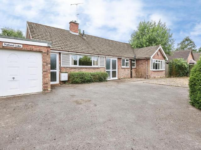 3 bedroom bungalow for sale
