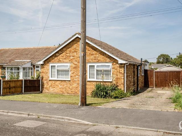 3 bedroom bungalow for sale