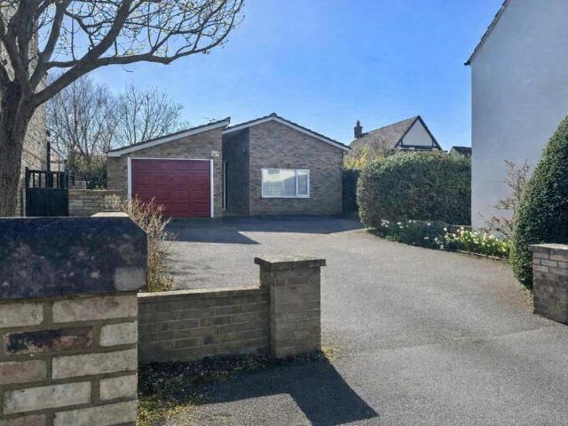 3 bedroom bungalow for sale
