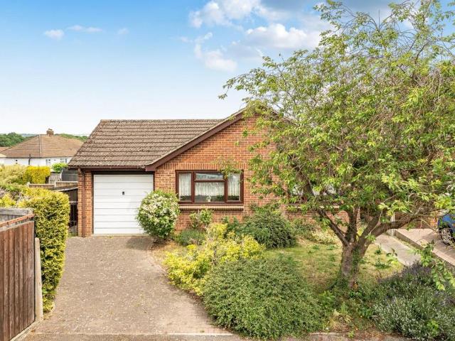 3 bedroom bungalow for sale
