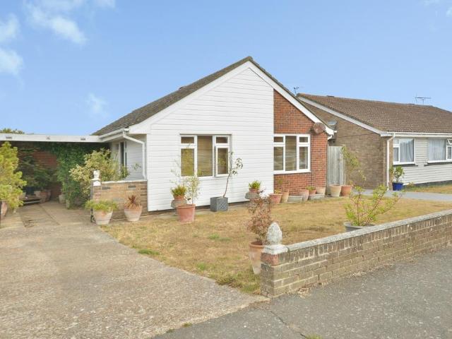 3 bedroom bungalow for sale