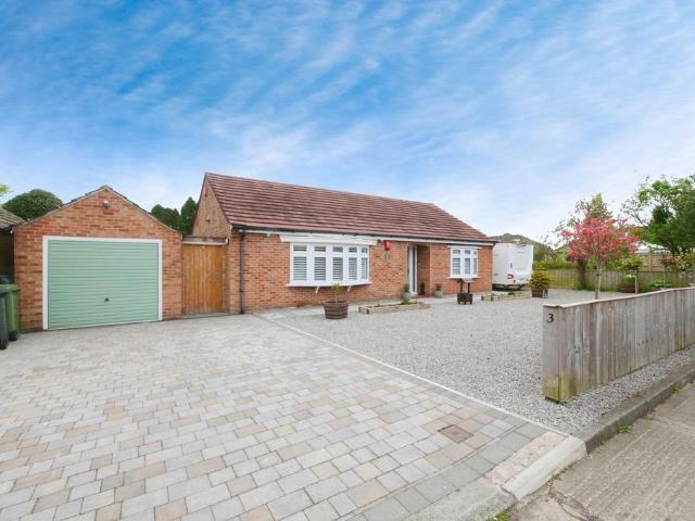 3 bedroom bungalow for sale