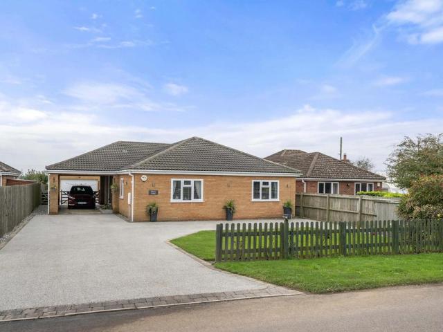 3 bedroom bungalow for sale