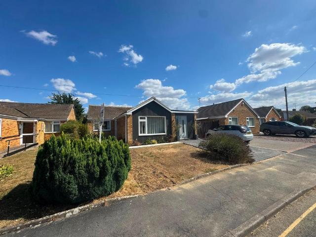 3 bedroom bungalow for sale