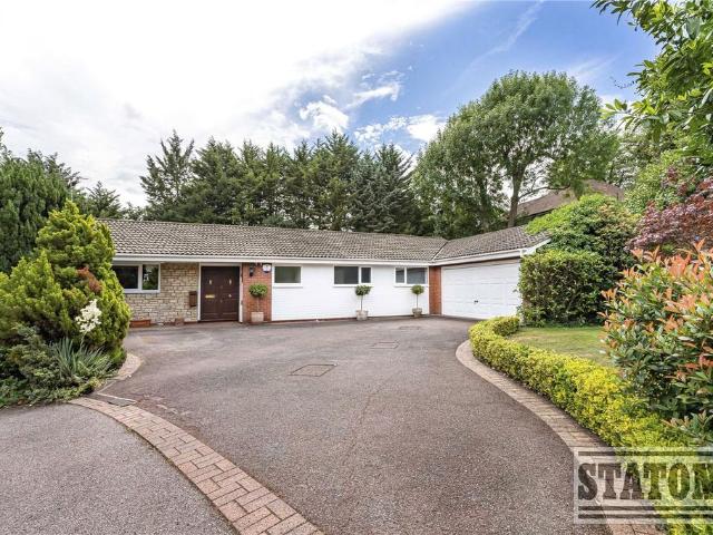 3 bedroom bungalow for sale