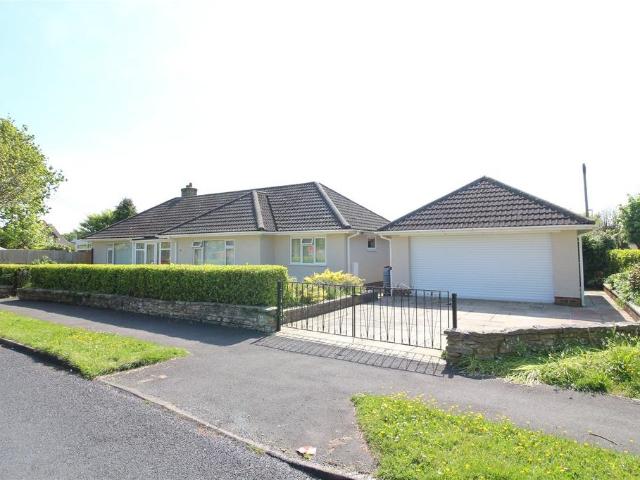 3 bedroom bungalow for sale