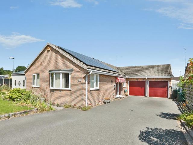 3 bedroom bungalow for sale
