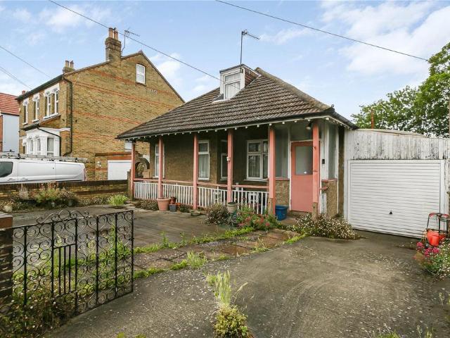3 bedroom bungalow for sale