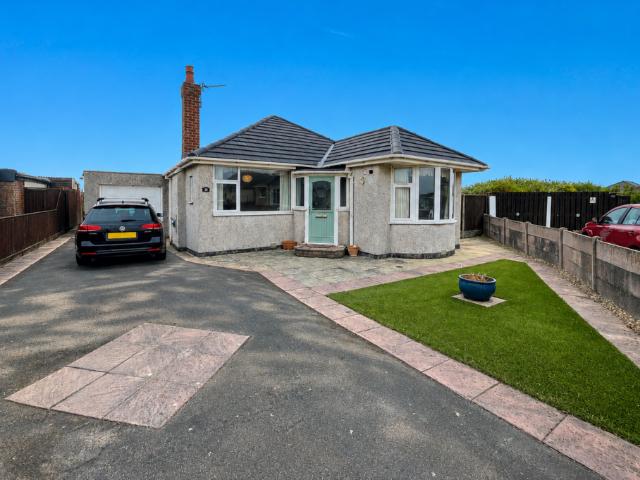 3 bedroom bungalow for sale