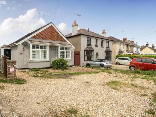 3 bedroom bungalow for sale