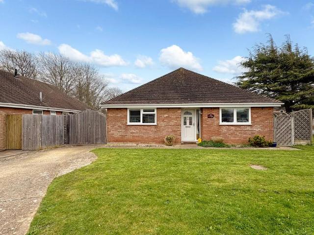 3 bedroom bungalow for sale
