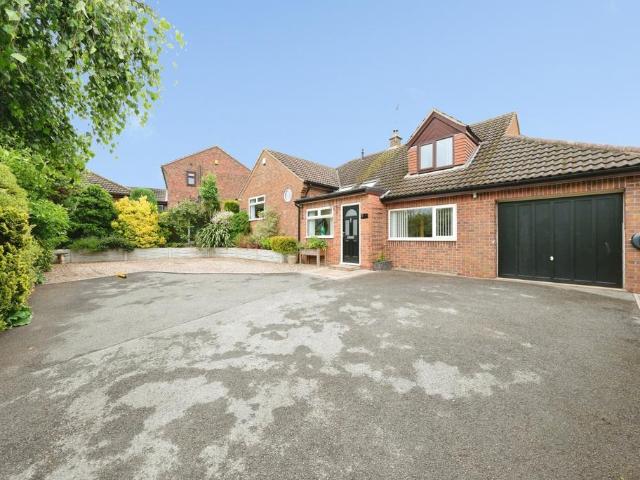 3 bedroom bungalow for sale