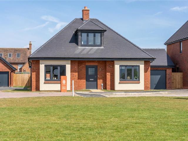 3 bedroom bungalow for sale