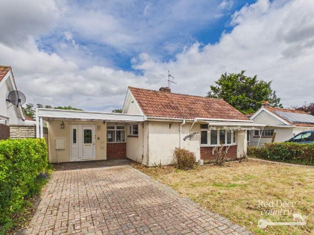 3 bedroom bungalow for sale