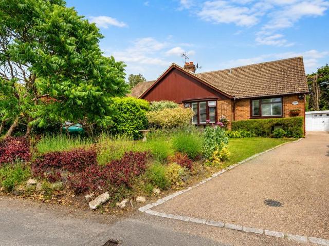 3 bedroom bungalow for sale