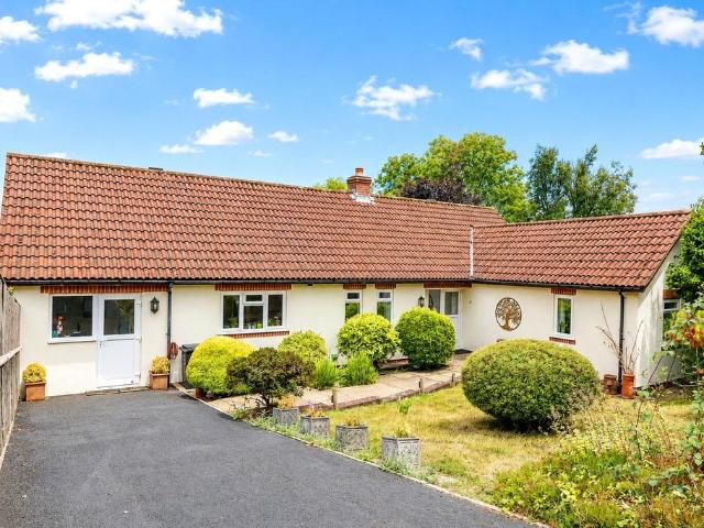 3 bedroom bungalow for sale