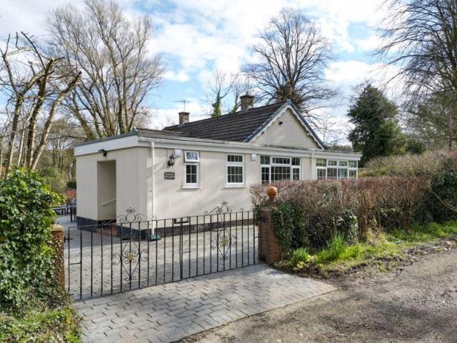 3 bedroom bungalow for sale