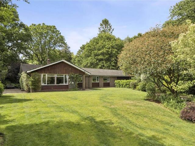 3 bedroom bungalow for sale