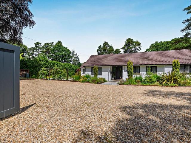 3 bedroom bungalow for sale