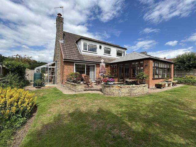 3 bedroom bungalow for sale