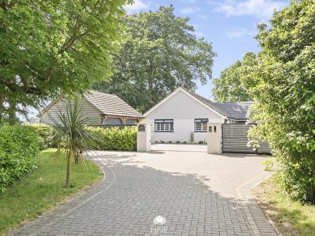 3 bedroom bungalow for sale
