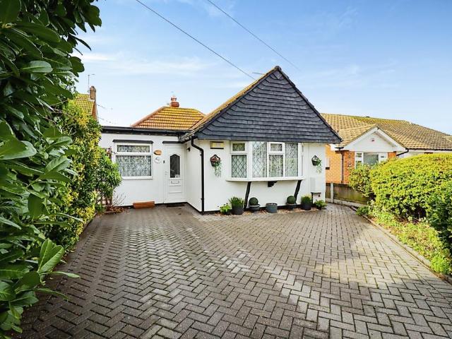 3 bedroom bungalow for sale