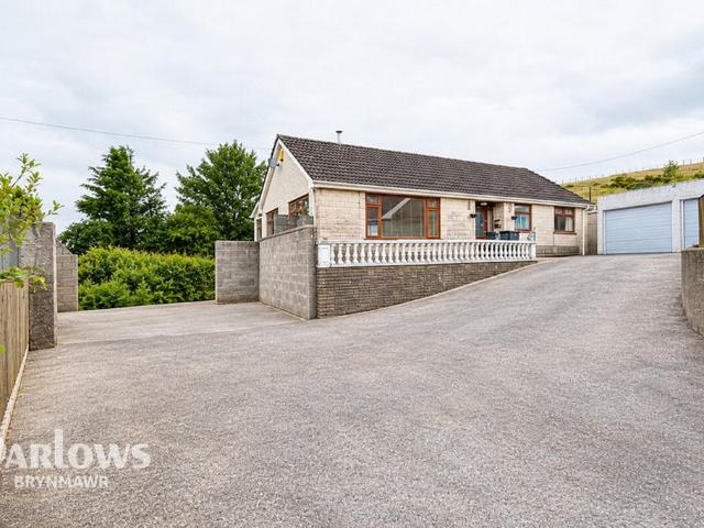 3 bedroom bungalow for sale