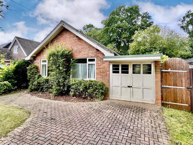 3 bedroom bungalow for sale