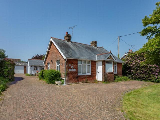 3 bedroom bungalow for sale