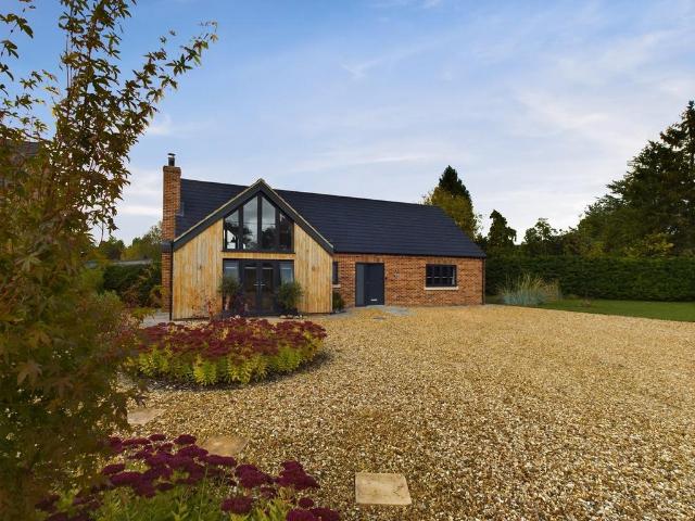 3 bedroom bungalow for sale
