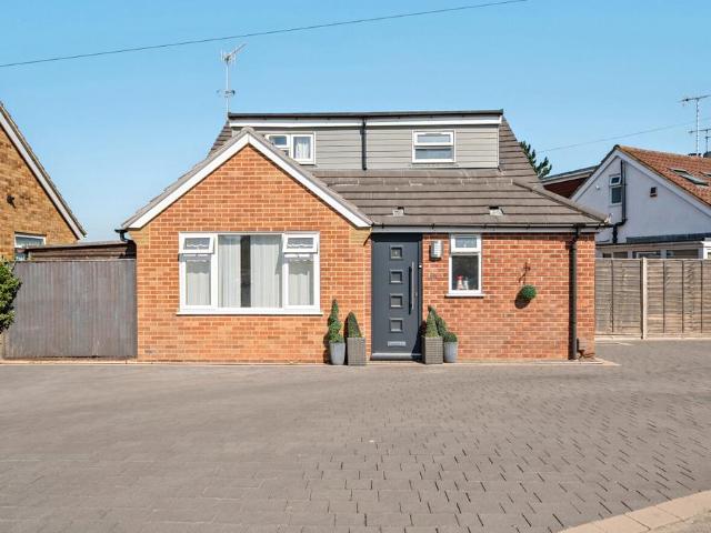 3 bedroom bungalow for sale