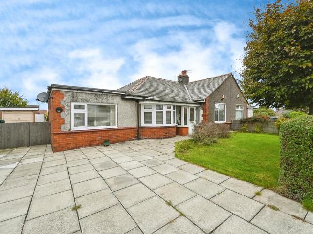 3 bedroom bungalow for sale
