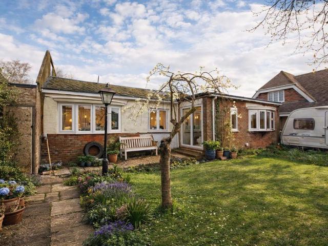 3 bedroom bungalow for sale